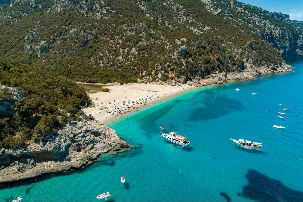 Un tour tra le spiaggie più belle del golfo di Orosei - Sea Travel Sardegna